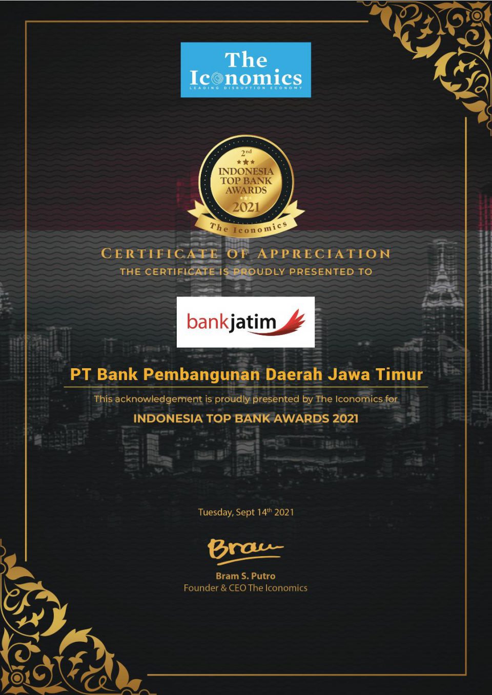 Bank Jatim Raih Indonesia Top Bank Awards 2021 - Neo-Demokrasi