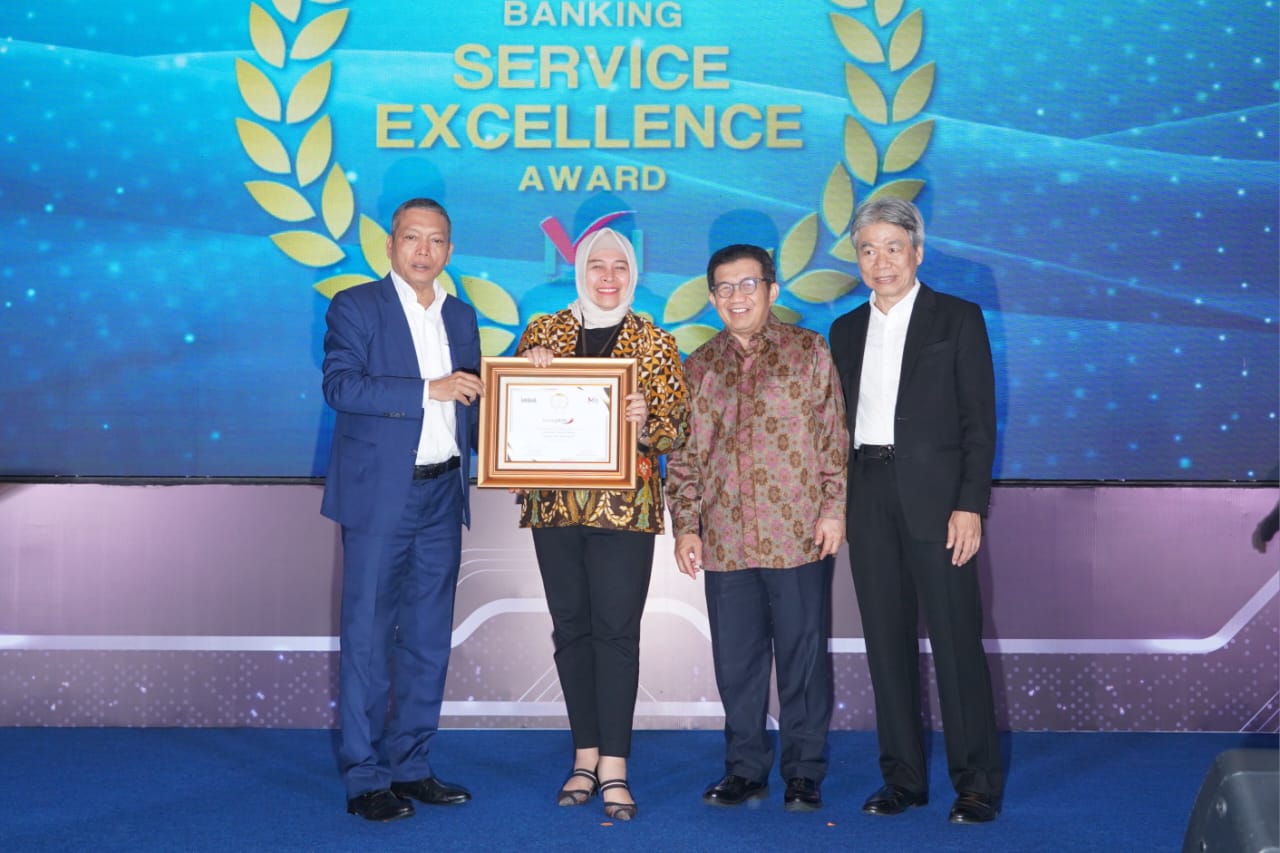 Media Sosial Bank Jatim Raih Penghargaan Dalam Ajang 20th Infobank-MRI BSE Awards 2023 - Neo ...